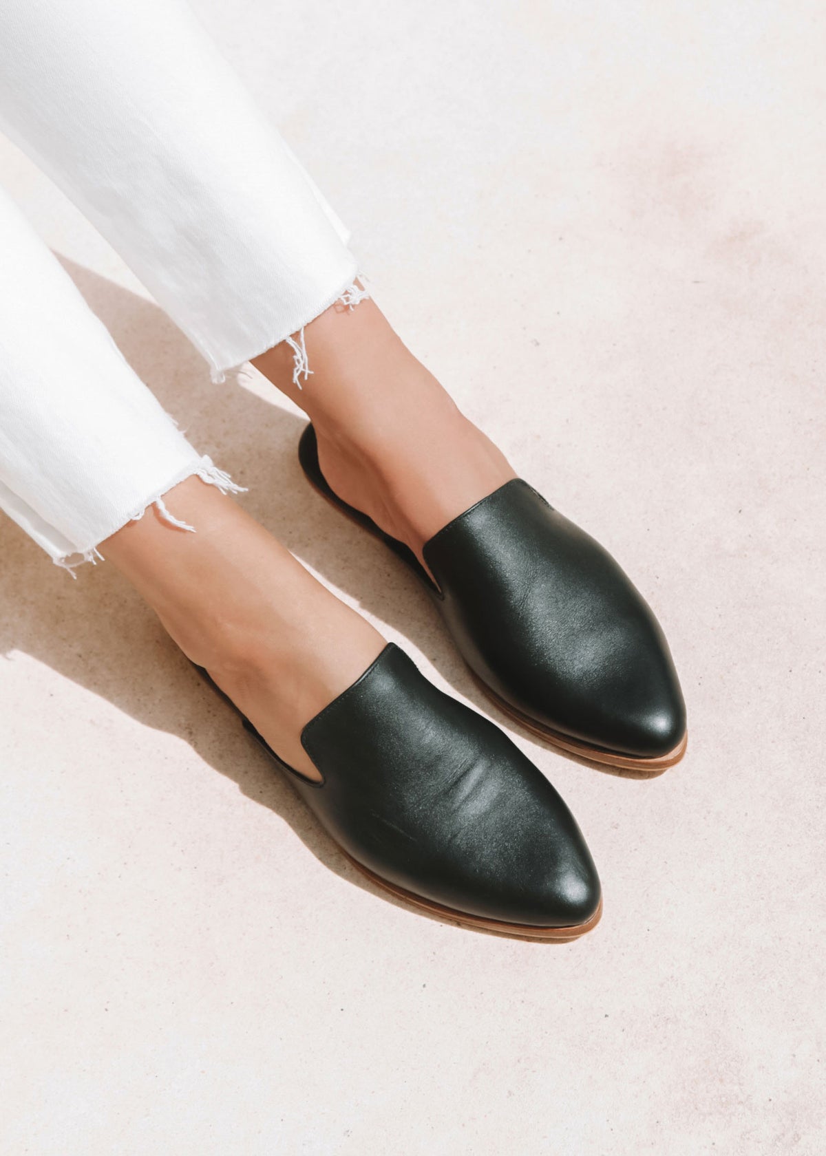 The Modern Mule - Black – Liberté Leather